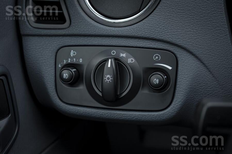 Pelēks Ford S-Max 2007 Rīga, ar dzinēja tilpumu 2.00 L un nobraukumu 338 tūkst. km par 3750 €, foto 26 vietnē AUTOMOTO.COM.LV
