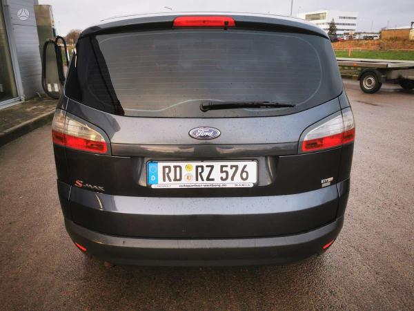 Grey Ford S-Max 2008 in Klaipeda, with an engine capacity of 2.00 L and mileage of 236 thousand km for 3480 €, photo 5 on AUTOMOTO.COM.LV