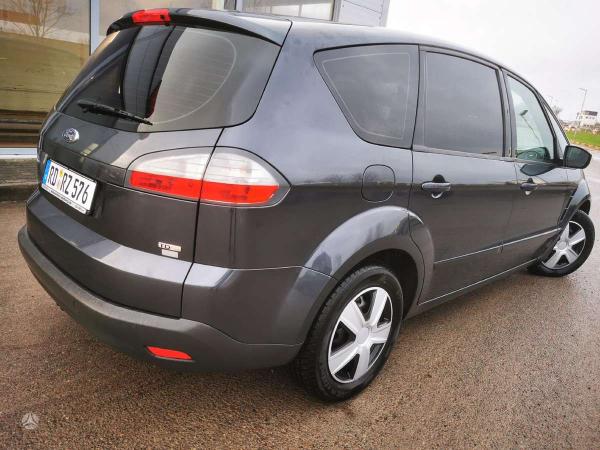 Grey Ford S-Max 2008 in Klaipeda, with an engine capacity of 2.00 L and mileage of 236 thousand km for 3480 €, photo 6 on AUTOMOTO.COM.LV
