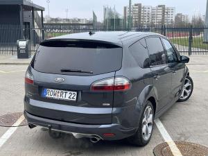 Grey Ford S-Max 2008 in Jonava, with an engine capacity of 2.18 L and mileage of 274 thousand km for 3999 €, photo 9 on AUTOMOTO.COM.LV