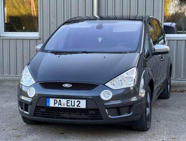Pelēks Ford S-Max 2008 Utena, ar dzinēja tilpumu 2.20 L un nobraukumu 270 tūkst. km par 3699 €, foto 3 vietnē AUTOMOTO.COM.LV