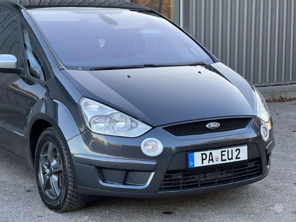 Pelēks Ford S-Max 2008 Utena, ar dzinēja tilpumu 2.20 L un nobraukumu 270 tūkst. km par 3699 €, foto 9 vietnē AUTOMOTO.COM.LV