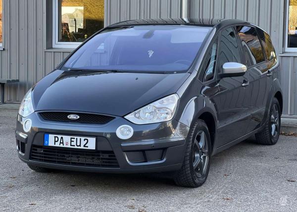 Pelēks Ford S-Max 2008 Utena, ar dzinēja tilpumu 2.18 L un nobraukumu 270 tūkst. km par 3695 €, foto 2 vietnē AUTOMOTO.COM.LV