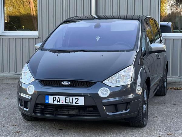 Pelēks Ford S-Max 2008 Utena, ar dzinēja tilpumu 2.18 L un nobraukumu 270 tūkst. km par 3695 €, foto 3 vietnē AUTOMOTO.COM.LV