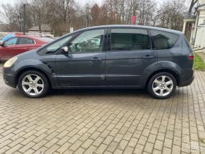 Grey Ford S-Max 2008 in Vilnius, with an engine capacity of 2.00 L and mileage of 350 thousand km for 1950 €, photo 4 on AUTOMOTO.COM.LV