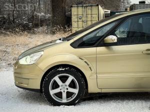 Grey Ford S-Max 2008 in Jurmala, with an engine capacity of 2.00 L and mileage of 303 thousand km for 4700 €, photo 12 on AUTOMOTO.COM.LV