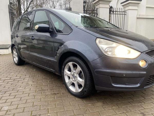 Pelēks Ford S-Max 2008 Viļņa, ar dzinēja tilpumu 2.00 L un nobraukumu 300 tūkst. km par 1900 €, foto 8 vietnē AUTOMOTO.COM.LV