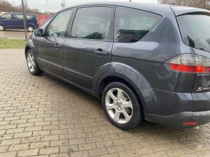 Pelēks Ford S-Max 2008 Viļņa, ar dzinēja tilpumu 0.00 L un nobraukumu 300 tūkst. km par 1900 €, foto 2 vietnē AUTOMOTO.COM.LV