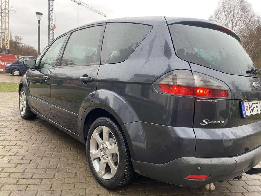 Pelēks Ford S-Max 2008 Raseiniai, ar dzinēja tilpumu 1.75 L un nobraukumu 300 tūkst. km par 1250 €, foto 2 vietnē AUTOMOTO.COM.LV