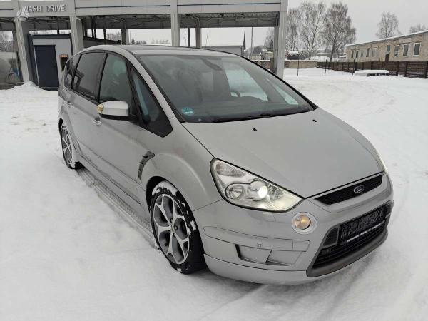 Grey Ford S-Max 2008 in Prienai, with an engine capacity of 2.00 L and mileage of 271 thousand km for 3450 €, photo 1 on AUTOMOTO.COM.LV