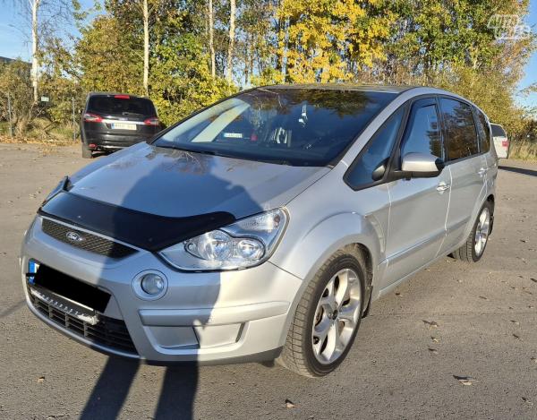 Pelēks Ford S-Max 2008 Klaipėda, ar dzinēja tilpumu 2.00 L un nobraukumu 265 tūkst. km par 6800 €, foto 2 vietnē AUTOMOTO.COM.LV