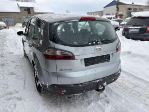 Grey Ford S-Max 2008 in Taurage, with an engine capacity of 2.00 L and mileage of 231 thousand km for 3200 €, photo 6 on AUTOMOTO.COM.LV