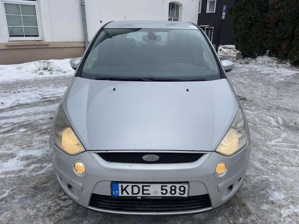 Pelēks Ford S-Max 2008 Viļņa, ar dzinēja tilpumu 1.75 L un nobraukumu 280 tūkst. km par 2250 €, foto 7 vietnē AUTOMOTO.COM.LV