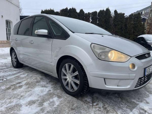 Pelēks Ford S-Max 2008 Viļņa, ar dzinēja tilpumu 1.75 L un nobraukumu 280 tūkst. km par 2250 €, foto 9 vietnē AUTOMOTO.COM.LV