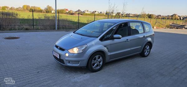 Grey Ford S-Max 2008 in Kaunas, with an engine capacity of 2.00 L and mileage of 280 thousand km for 3150 €, photo 3 on AUTOMOTO.COM.LV
