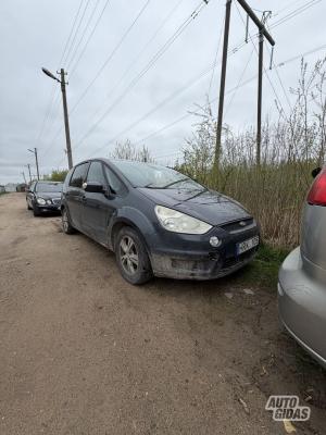 Pelēks Ford S-Max 2008 Šauļi, ar dzinēja tilpumu 1.80 L un nobraukumu 308 tūkst. km par 650 €, foto  vietnē AUTOMOTO.COM.LV