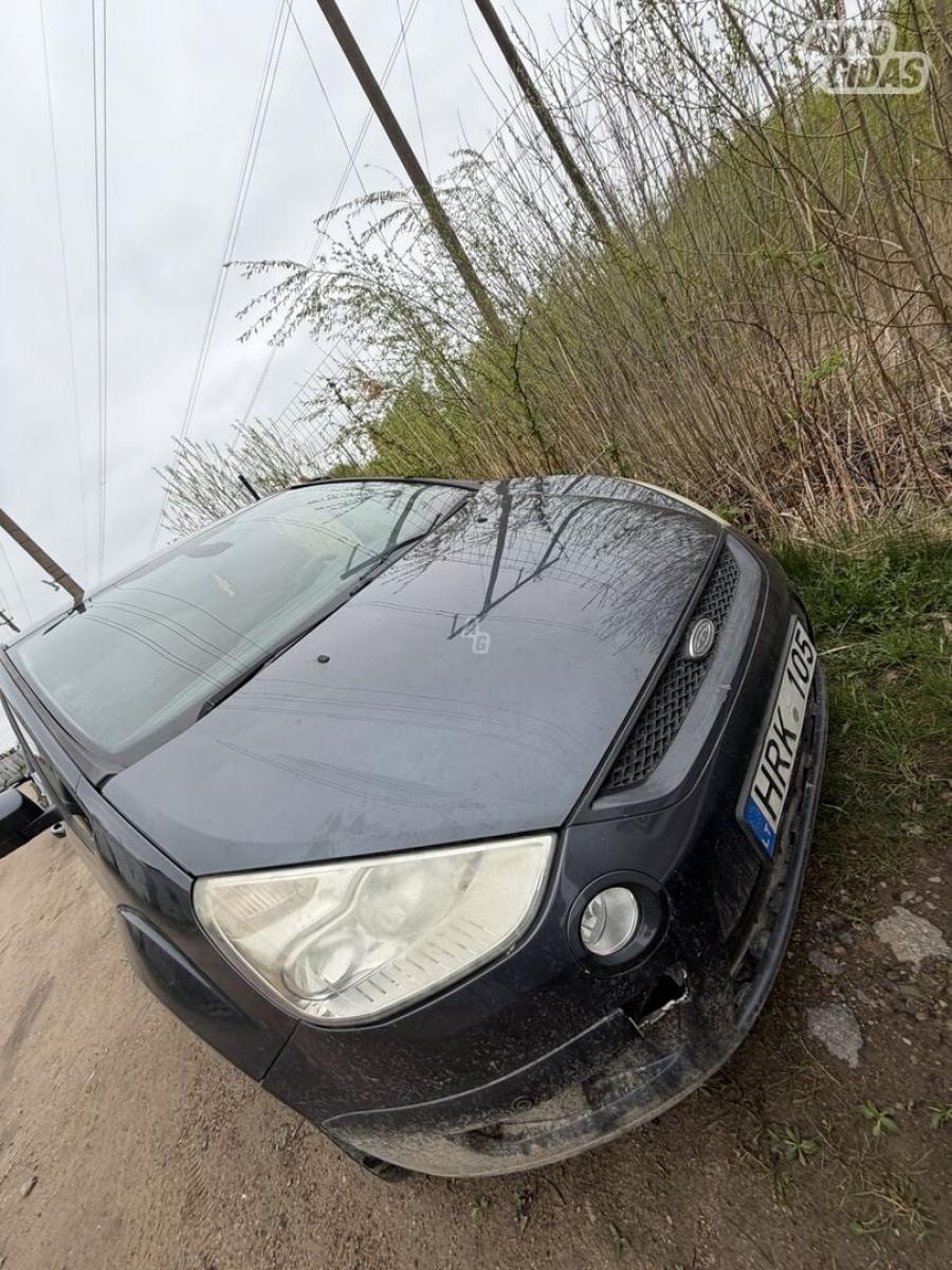 Pelēks Ford S-Max 2008 Šauļi, ar dzinēja tilpumu 1.80 L un nobraukumu 308 tūkst. km par 650 €, foto 4 vietnē AUTOMOTO.COM.LV