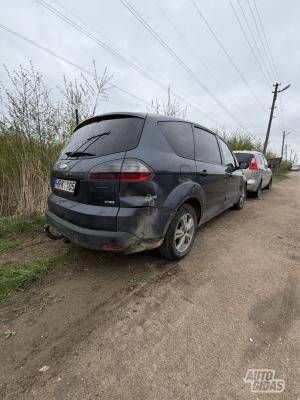 Pelēks Ford S-Max 2008 Šauļi, ar dzinēja tilpumu 1.80 L un nobraukumu 308 tūkst. km par 650 €, foto 6 vietnē AUTOMOTO.COM.LV