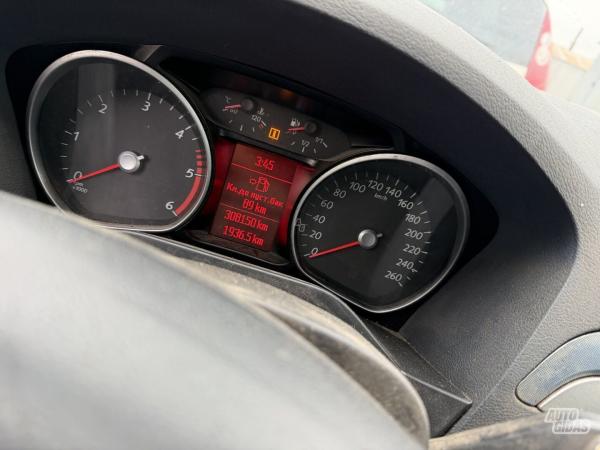 Pelēks Ford S-Max 2008 Šauļi, ar dzinēja tilpumu 1.80 L un nobraukumu 308 tūkst. km par 650 €, foto 10 vietnē AUTOMOTO.COM.LV
