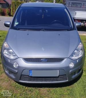 Grey Ford S-Max 2008 in Alytus, with an engine capacity of 2.00 L and mileage of 220 thousand km for 4000 €, photo 3 on AUTOMOTO.COM.LV