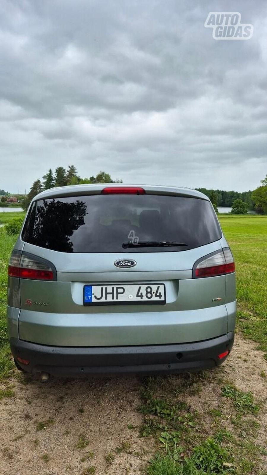 Pelēks Ford S-Max 2008 Plungė, ar dzinēja tilpumu 2.00 L un nobraukumu 326 tūkst. km par 3150 €, foto 3 vietnē AUTOMOTO.COM.LV