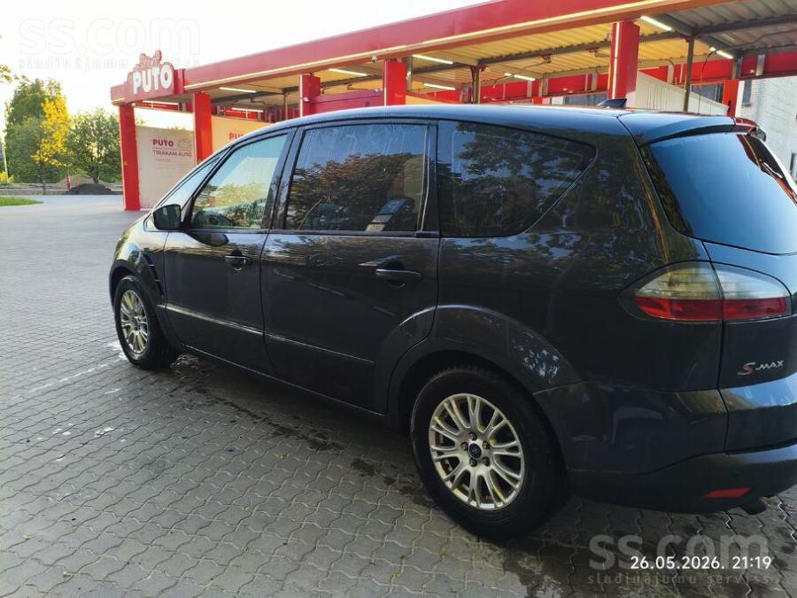 Pelēks Ford S-Max 2008 Talsi, ar dzinēja tilpumu 1.80 L un nobraukumu 294 tūkst. km par 2500 €, foto 6 vietnē AUTOMOTO.COM.LV