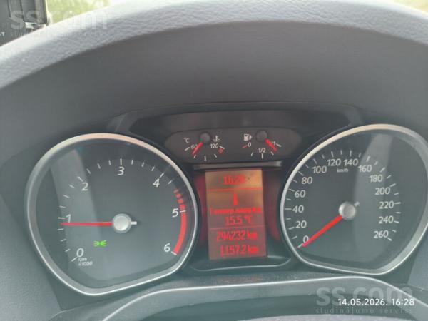 Серый Форд С-Макс 2008 в Талси, объемом двигателя 1.80 л и пробегом 294 тыс. км за 2500 €, фото 7 на AUTOMOTO.COM.LV