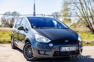 Pelēks Ford S-Max 2008 Rīga, ar dzinēja tilpumu 2.20 L un nobraukumu 378 tūkst. km par 3990 €, foto 3 vietnē AUTOMOTO.COM.LV