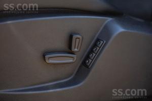 Pelēks Ford S-Max 2008 Rīga, ar dzinēja tilpumu 2.20 L un nobraukumu 378 tūkst. km par 3990 €, foto 15 vietnē AUTOMOTO.COM.LV