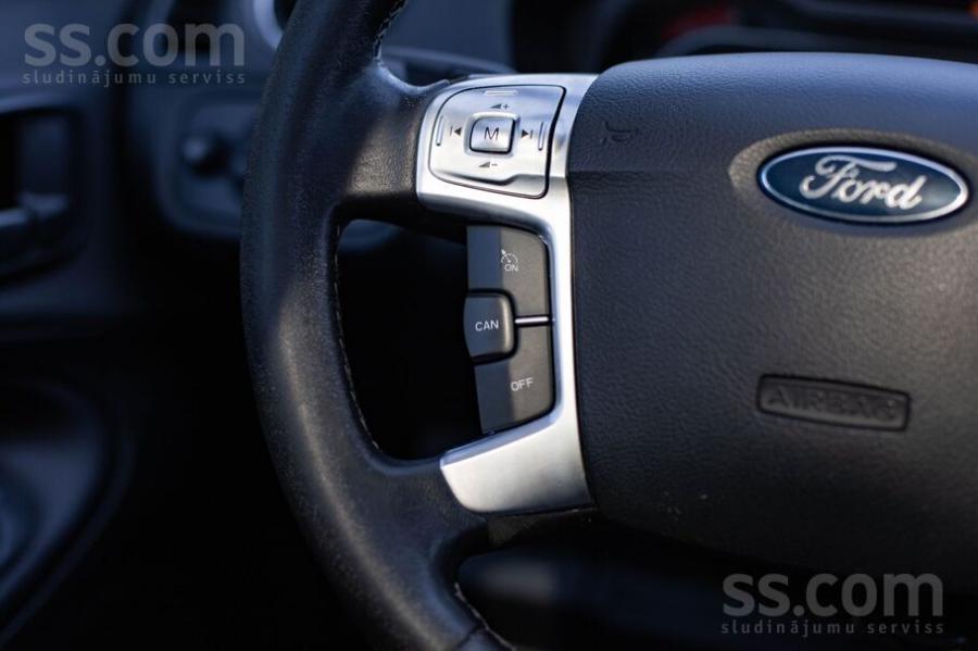Pelēks Ford S-Max 2008 Rīga, ar dzinēja tilpumu 2.20 L un nobraukumu 378 tūkst. km par 3990 €, foto 19 vietnē AUTOMOTO.COM.LV