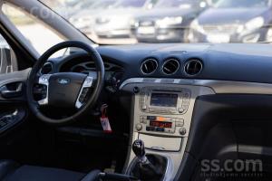 Pelēks Ford S-Max 2008 Rīga, ar dzinēja tilpumu 2.20 L un nobraukumu 378 tūkst. km par 3990 €, foto 28 vietnē AUTOMOTO.COM.LV