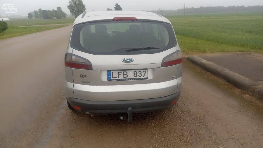 Pelēks Ford S-Max 2008 Joniškis, ar dzinēja tilpumu 2.00 L un nobraukumu 419 tūkst. km par 1500 €, foto 6 vietnē AUTOMOTO.COM.LV