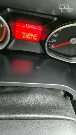 Grey Ford S-Max 2008 in Plunge, with an engine capacity of 2.00 L and mileage of 326 thousand km for 2850 €, photo 8 on AUTOMOTO.COM.LV