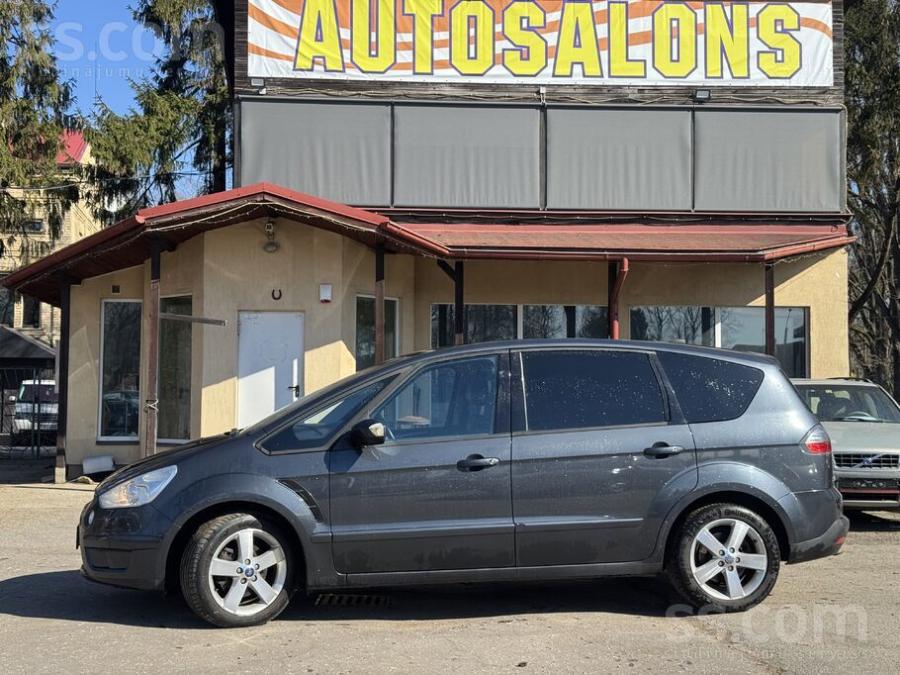 Pelēks Ford S-Max 2008 Rīga, ar dzinēja tilpumu 2.00 L un nobraukumu 259 tūkst. km par 4250 €, foto 1 vietnē AUTOMOTO.COM.LV