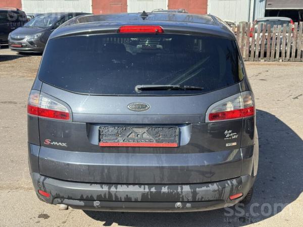 Grey Ford S-Max 2008 in Riga, with an engine capacity of 2.00 L and mileage of 259 thousand km for 4250 €, photo 3 on AUTOMOTO.COM.LV