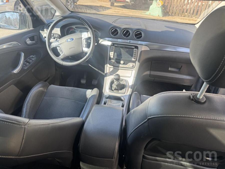 Pelēks Ford S-Max 2008 Rīga, ar dzinēja tilpumu 2.00 L un nobraukumu 259 tūkst. km par 4250 €, foto 7 vietnē AUTOMOTO.COM.LV