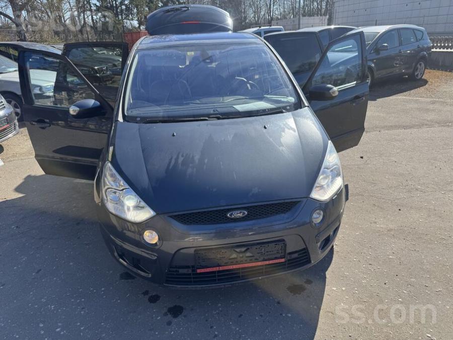 Pelēks Ford S-Max 2008 Rīga, ar dzinēja tilpumu 2.00 L un nobraukumu 259 tūkst. km par 4250 €, foto 9 vietnē AUTOMOTO.COM.LV