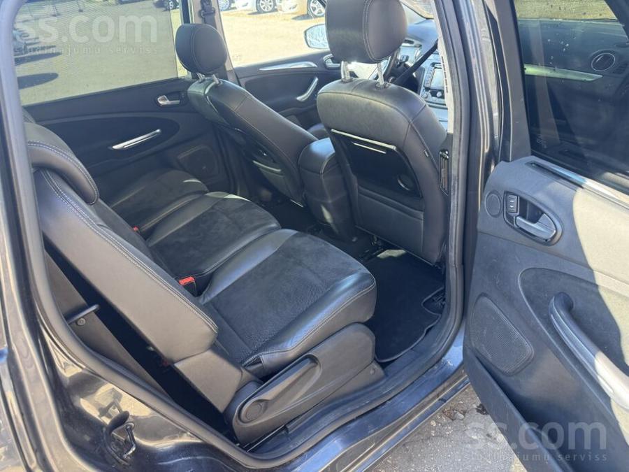Pelēks Ford S-Max 2008 Rīga, ar dzinēja tilpumu 2.00 L un nobraukumu 259 tūkst. km par 4250 €, foto 16 vietnē AUTOMOTO.COM.LV