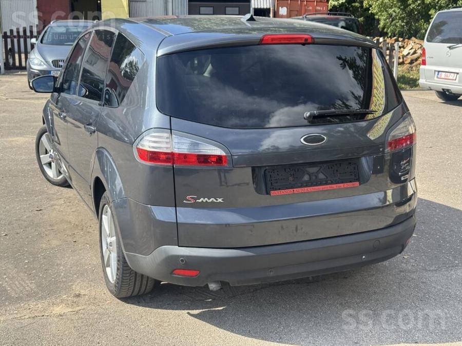 Pelēks Ford S-Max 2008 Rīga, ar dzinēja tilpumu 2.00 L un nobraukumu 259 tūkst. km par 3950 €, foto 3 vietnē AUTOMOTO.COM.LV