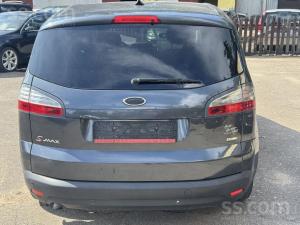 Pelēks Ford S-Max 2008 Rīga, ar dzinēja tilpumu 2.00 L un nobraukumu 259 tūkst. km par 3950 €, foto 5 vietnē AUTOMOTO.COM.LV