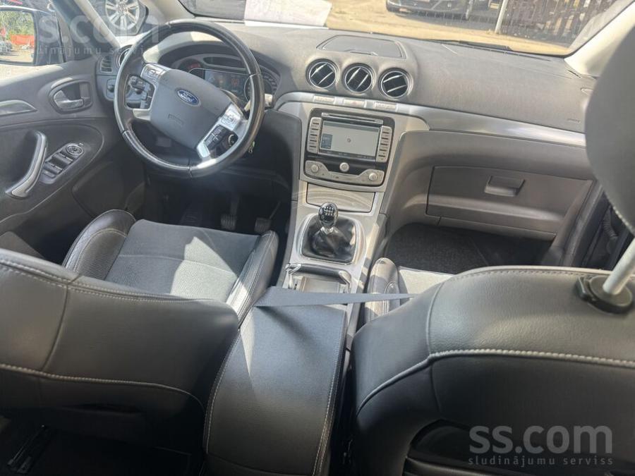 Pelēks Ford S-Max 2008 Rīga, ar dzinēja tilpumu 2.00 L un nobraukumu 259 tūkst. km par 3950 €, foto 8 vietnē AUTOMOTO.COM.LV
