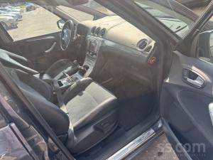Pelēks Ford S-Max 2008 Rīga, ar dzinēja tilpumu 2.00 L un nobraukumu 259 tūkst. km par 3950 €, foto 10 vietnē AUTOMOTO.COM.LV