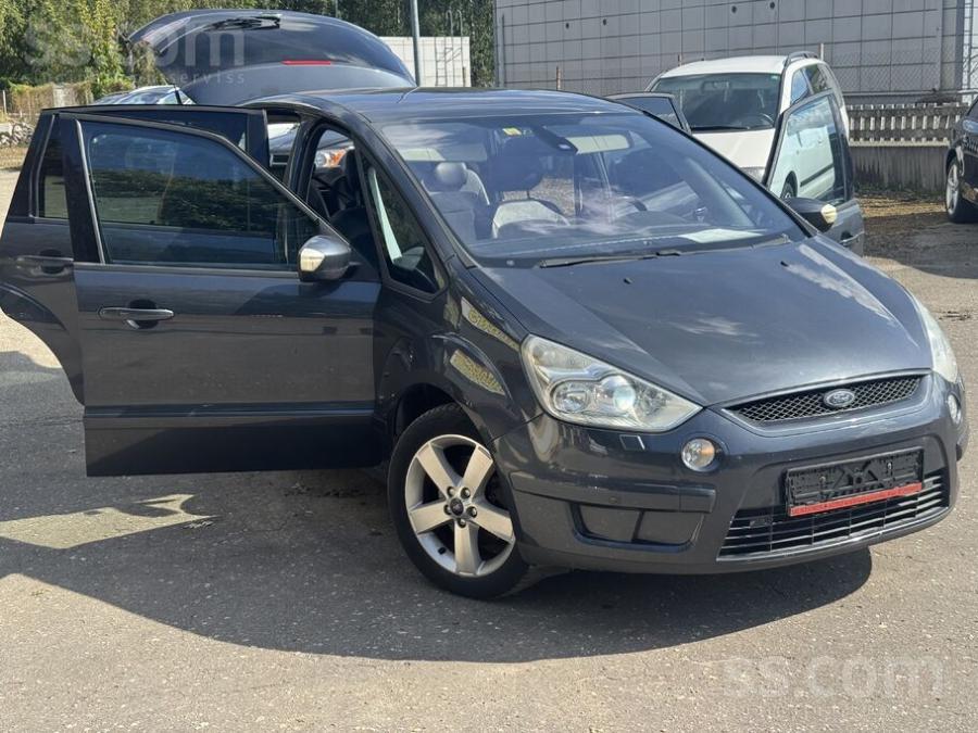 Pelēks Ford S-Max 2008 Rīga, ar dzinēja tilpumu 2.00 L un nobraukumu 259 tūkst. km par 3950 €, foto 20 vietnē AUTOMOTO.COM.LV