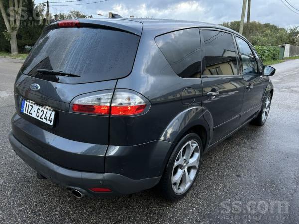 Pelēks Ford S-Max 2008 Daugavpils, ar dzinēja tilpumu 2.20 L un nobraukumu 356 tūkst. km par 3000 €, foto 5 vietnē AUTOMOTO.COM.LV