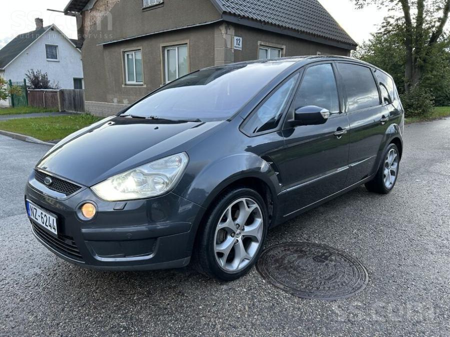 Pelēks Ford S-Max 2008 Daugavpils, ar dzinēja tilpumu 2.20 L un nobraukumu 356 tūkst. km par 3000 €, foto 10 vietnē AUTOMOTO.COM.LV