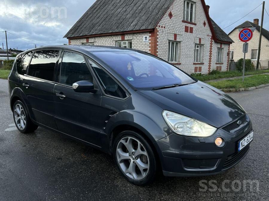 Pelēks Ford S-Max 2008 Daugavpils, ar dzinēja tilpumu 2.20 L un nobraukumu 356 tūkst. km par 3000 €, foto 12 vietnē AUTOMOTO.COM.LV
