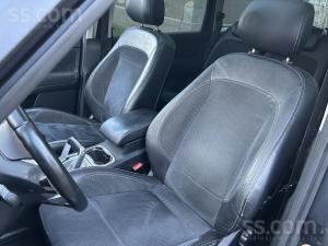 Pelēks Ford S-Max 2008 Daugavpils, ar dzinēja tilpumu 2.20 L un nobraukumu 356 tūkst. km par 3000 €, foto 14 vietnē AUTOMOTO.COM.LV