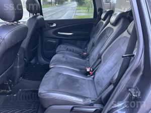 Pelēks Ford S-Max 2008 Daugavpils, ar dzinēja tilpumu 2.20 L un nobraukumu 356 tūkst. km par 3000 €, foto 16 vietnē AUTOMOTO.COM.LV