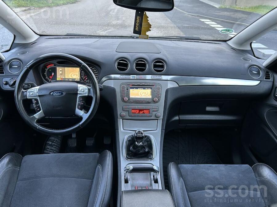 Pelēks Ford S-Max 2008 Daugavpils, ar dzinēja tilpumu 2.20 L un nobraukumu 356 tūkst. km par 3000 €, foto 19 vietnē AUTOMOTO.COM.LV