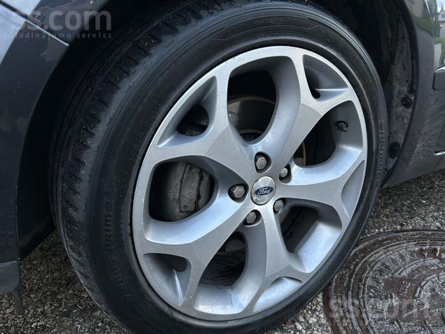 Pelēks Ford S-Max 2008 Daugavpils, ar dzinēja tilpumu 2.20 L un nobraukumu 356 tūkst. km par 3000 €, foto 23 vietnē AUTOMOTO.COM.LV